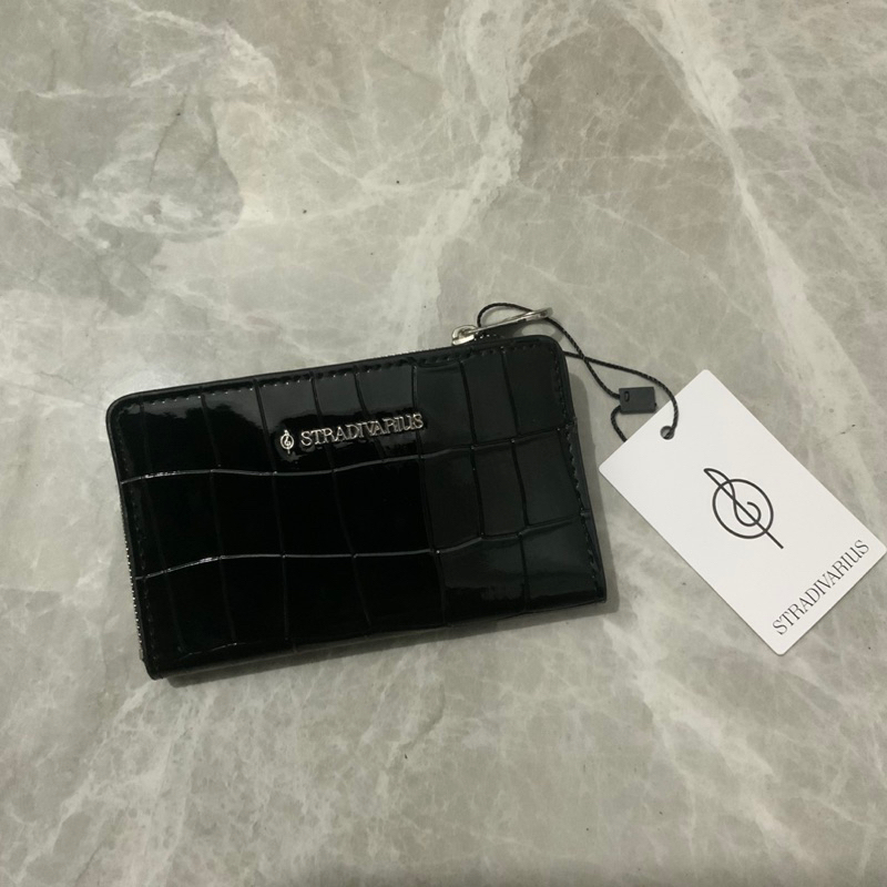 Stradivarius Price & Voucher Apr 2024|BigGo Philippines